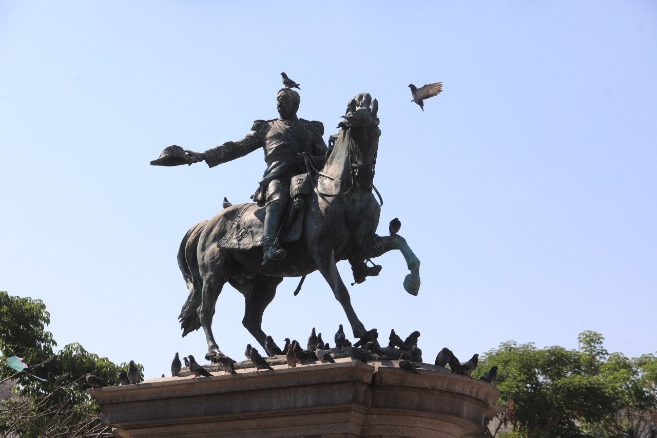 Escudo Azul para el monumento a Gerardo Barrios: Garantiza la ...