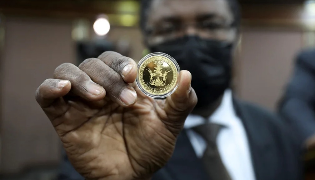 Desde hoy Zimbabwe lanzó su moneda digital a $1,800 cada una. Con ello ...
