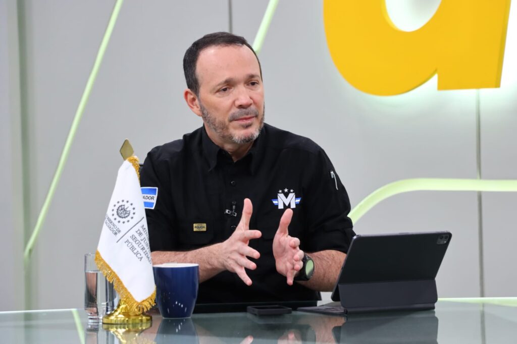 Gustavo Villatoro: "Alfredo Cristiani era un intocable, así como las ...