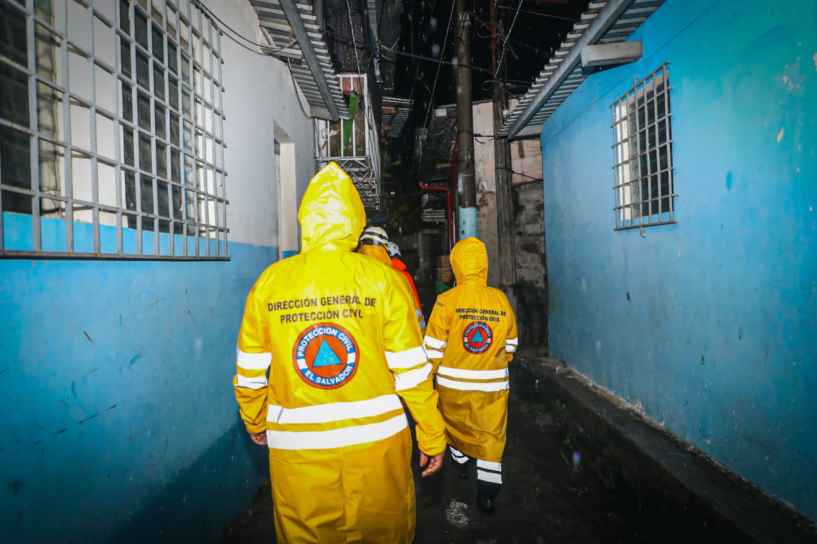 Se mantiene alerta verde en el país por lluvias - Noticias de hoy en El ...