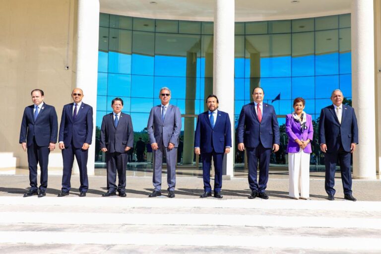 Vicepresidente Ulloa presidió la 58 Reunión ordinaria de jefes de Estado y de Gobierno de ...