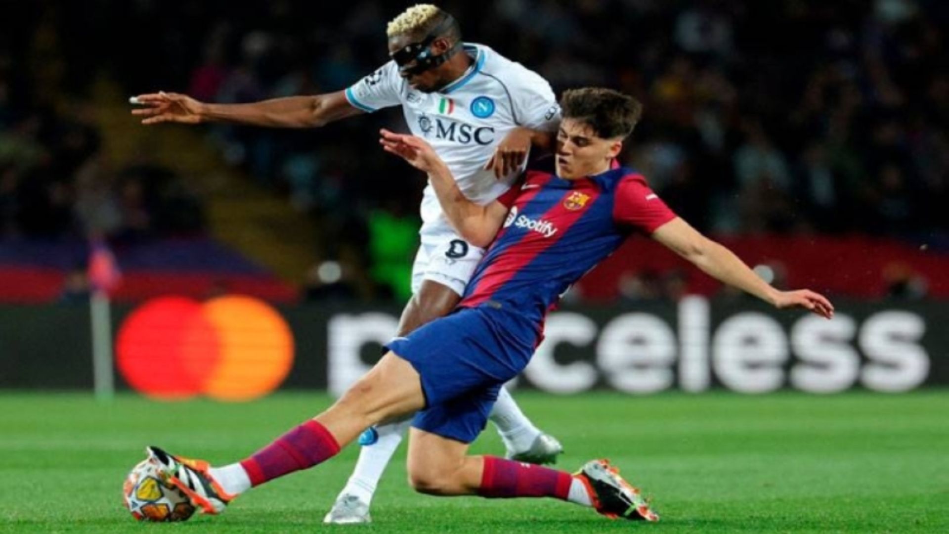 Pau Cubarsí, defensa del Barca renueva su contrato hasta 2027 - La ...