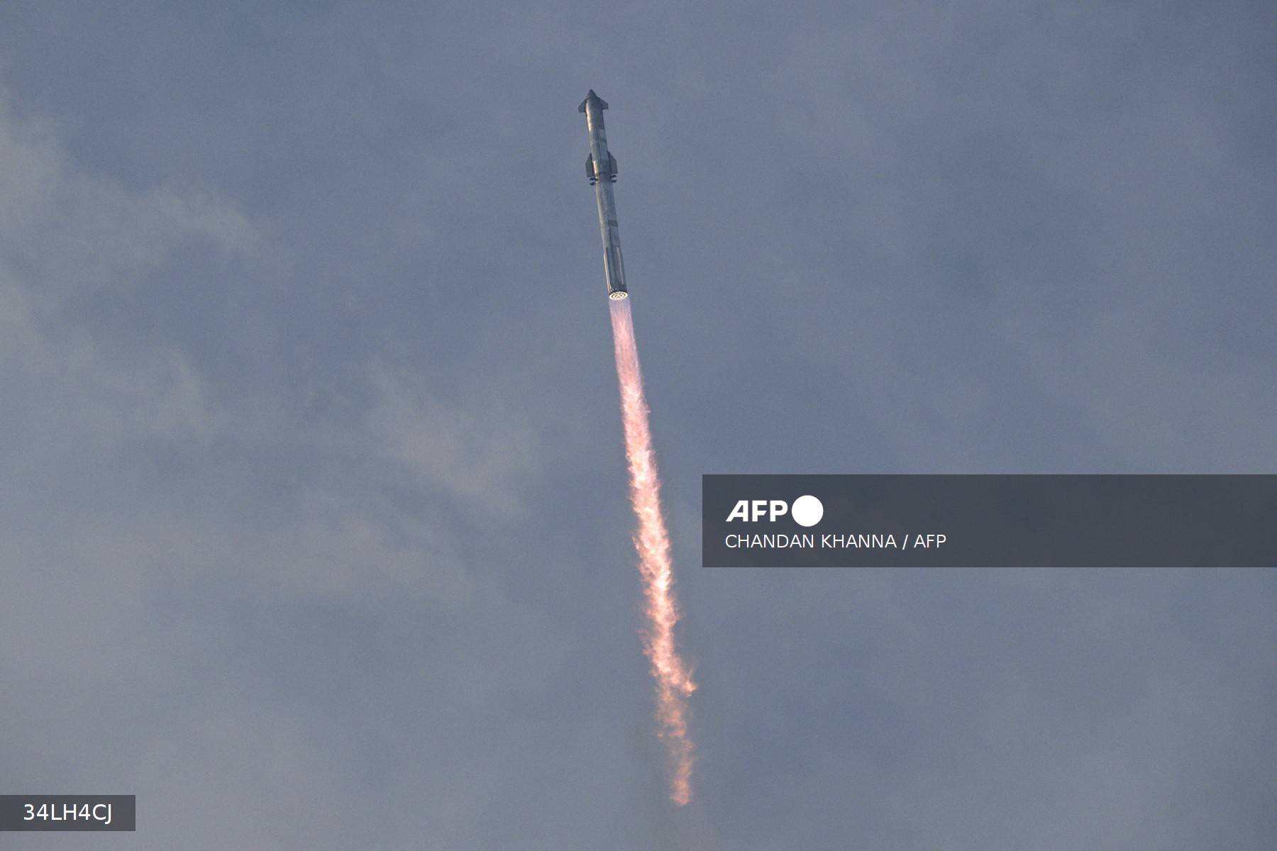 El cohete Starship de SpaceX, el mayor del mundo, despega en su cuarto ...