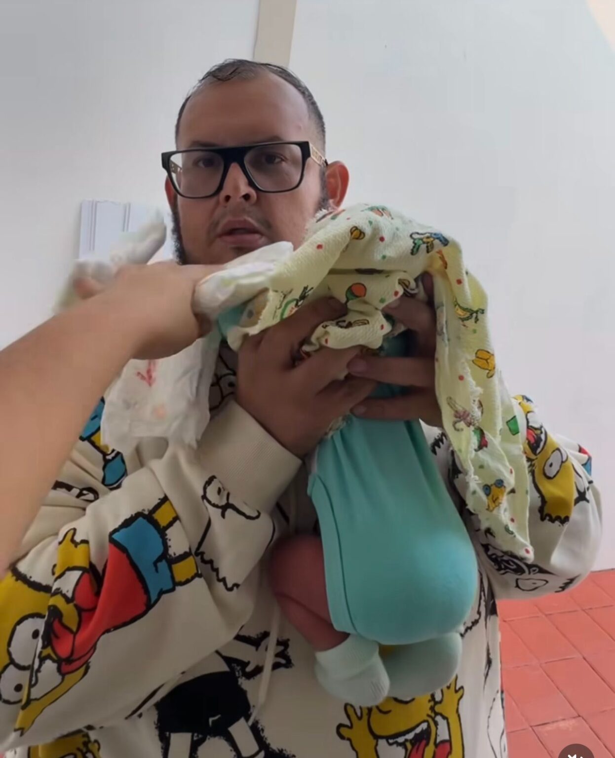 El famoso youtuber "Gordo Soyacity" confirma la muerte de su bebé de ...