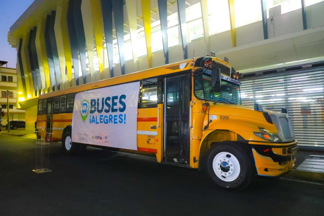 Los Buses Alegres tendrán horario especial en estas fiestas agostinas ...
