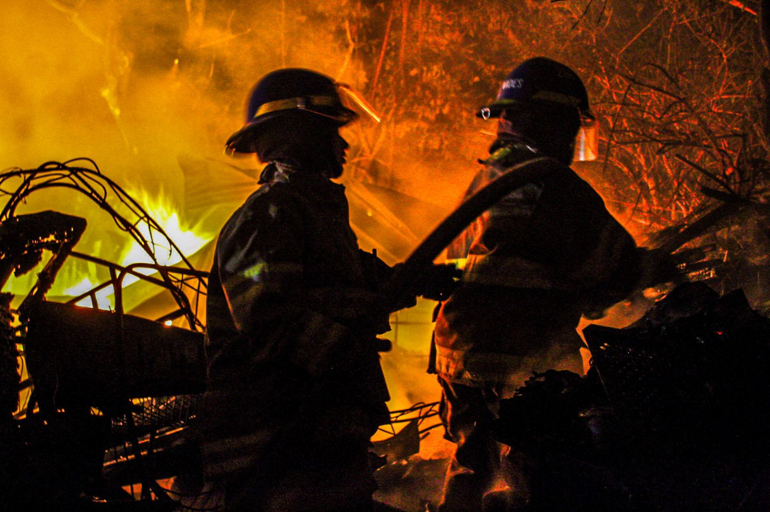 Incendio estructural en una vivienda en Tonacatepeque - La Noticia SV