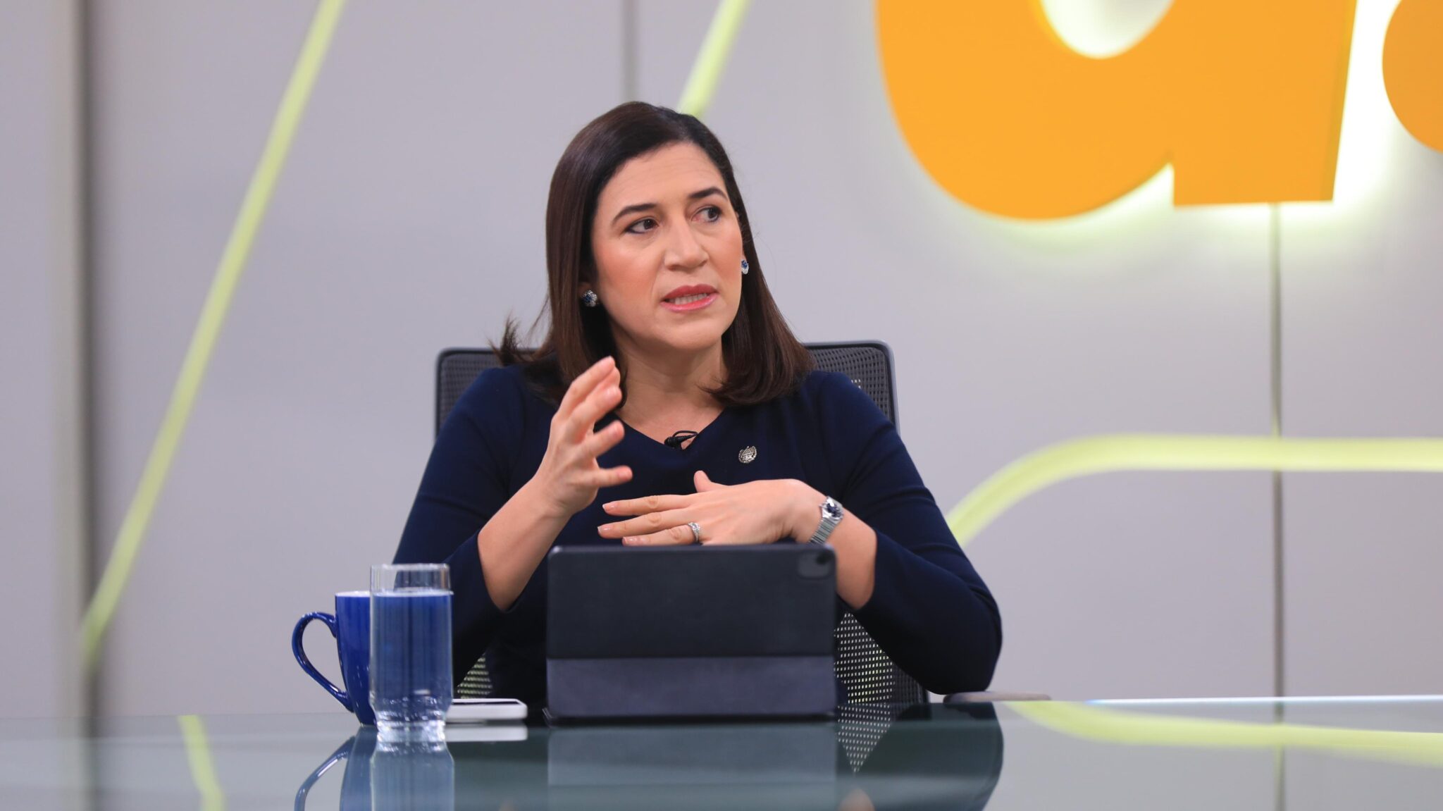 Ministra Hayem estima que la economía de El Salvador creció cerca del 3 ...