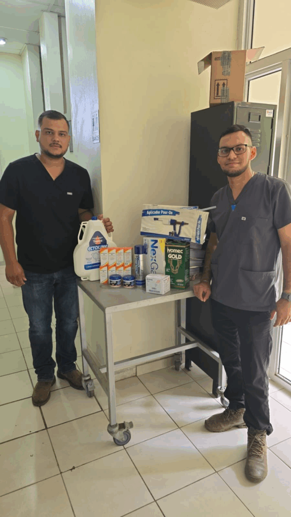 El Salvador iniciará producción de spray mata gusano barrenador para ...