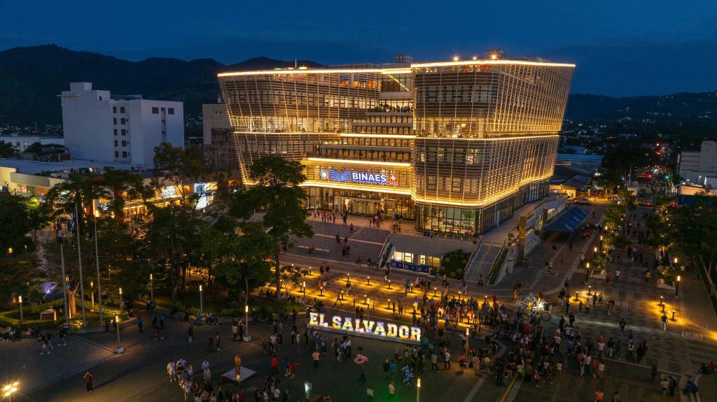 BINAES anuncia cierre temporal nocturno por mantenimiento - La Noticia SV