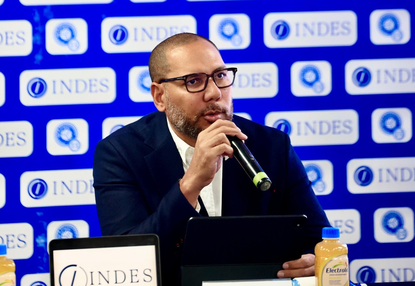 Yamil Bukele anuncia candidatura a la presidencia de la Fesfut ...