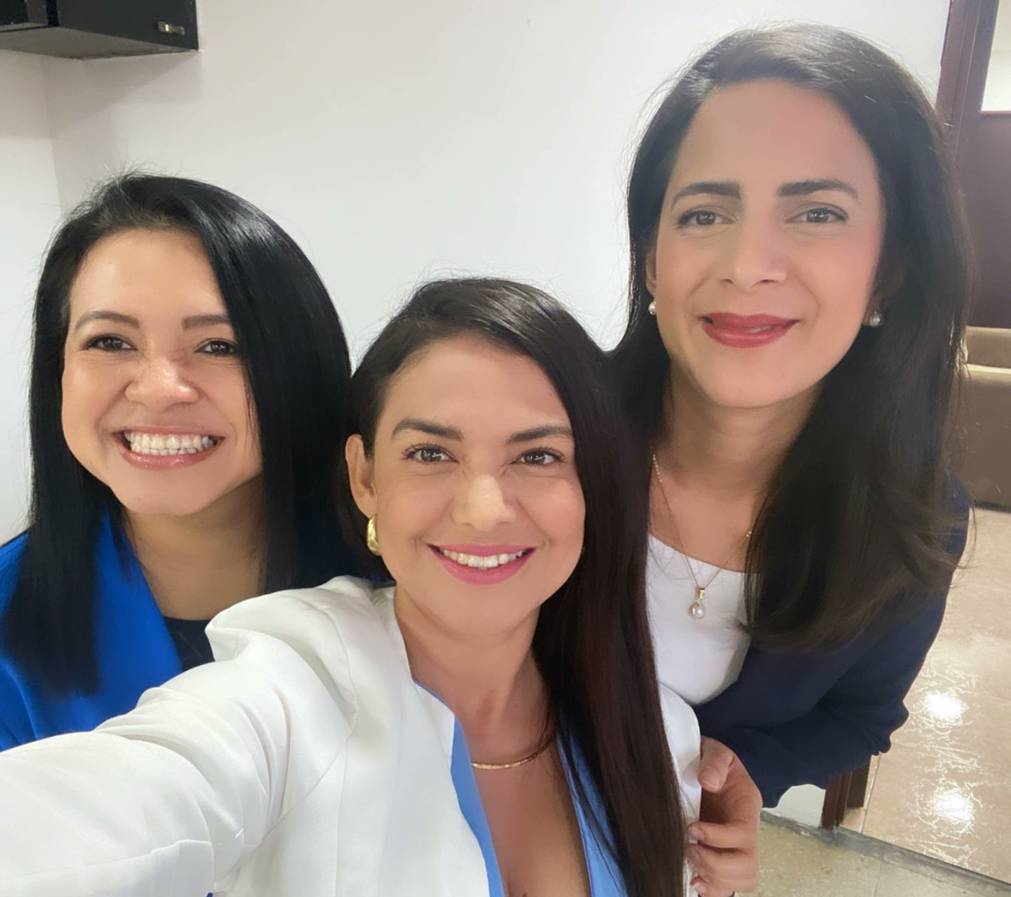 Wendy Alfaro se encuentra en España; analistas cuestionan su ...