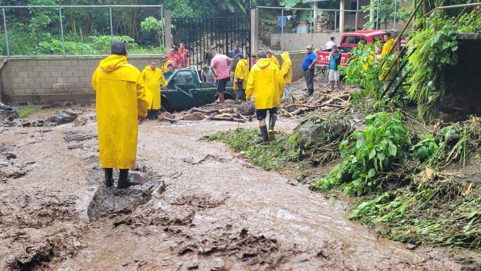 Autoridades atienden emergencias por lluvias en Chinameca, San Miguel ...
