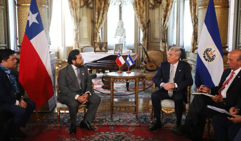 Vicepresidente Ulloa confirma visita de Nayib Bukele a Chile en mayo de ...